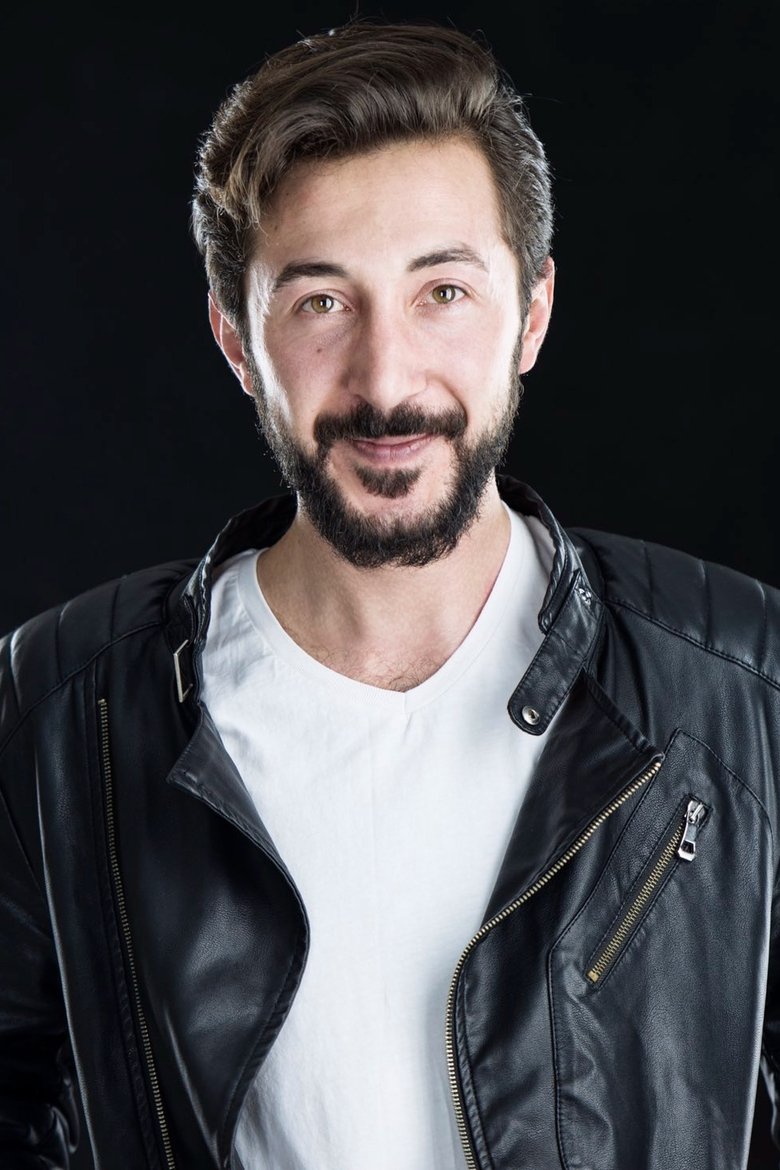 Список и рейтинг фильмов актера Eren Can Vurucu на CUB